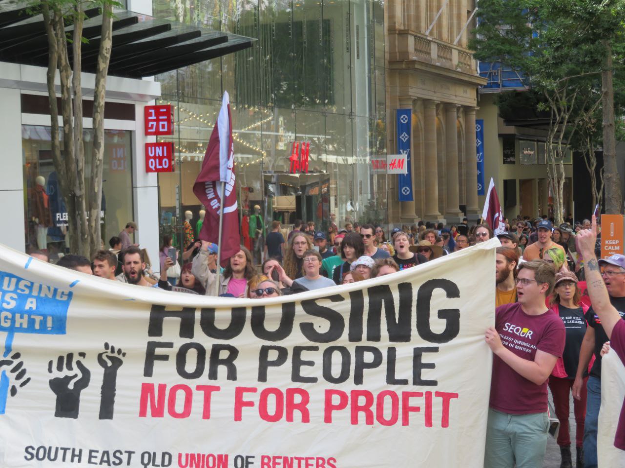 Brisbane renters protest rent hikes, profiteering landlords – Workers ...